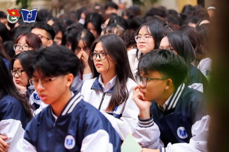 Đồng Phục Trường THPT Phan Đình Phùng | Áo Phông Đẹp